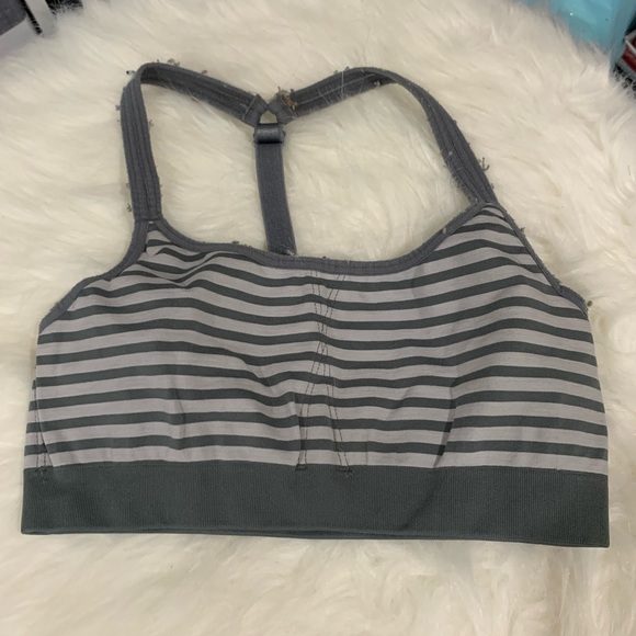 Athleta | Intimates & Sleepwear | Lightly Worn Athleta Sports Bra With ...